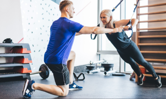 Jak przygotować się do treningu na siłowni?